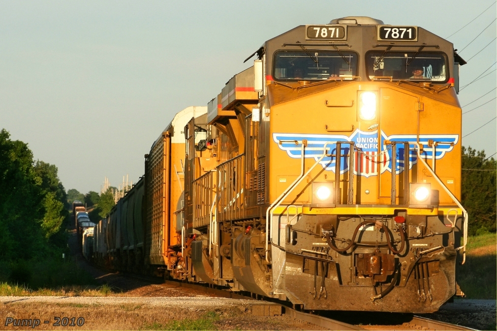 Westbound UP Auto Train